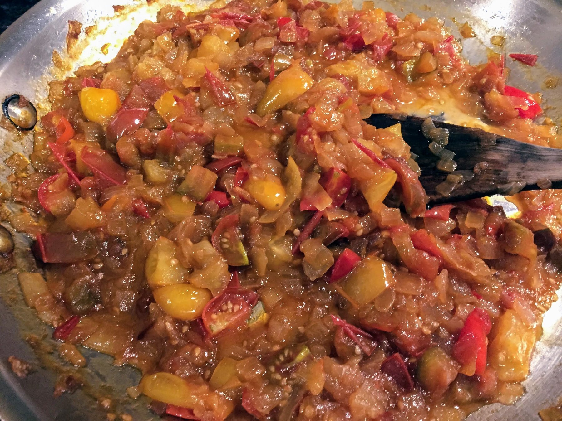 Tomato-Onion Jam: The Ultimate Summer Condiment