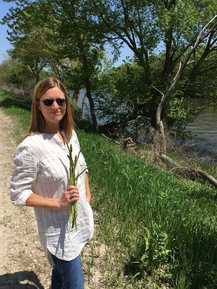 Hunting for Wild Asparagus