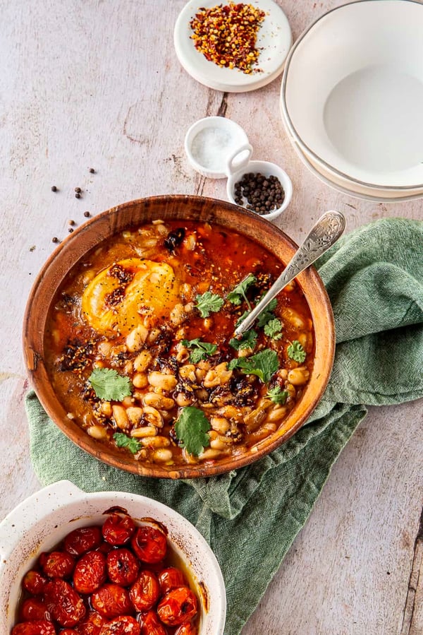 4 Ways to Turn a Can of Beans into Dinner