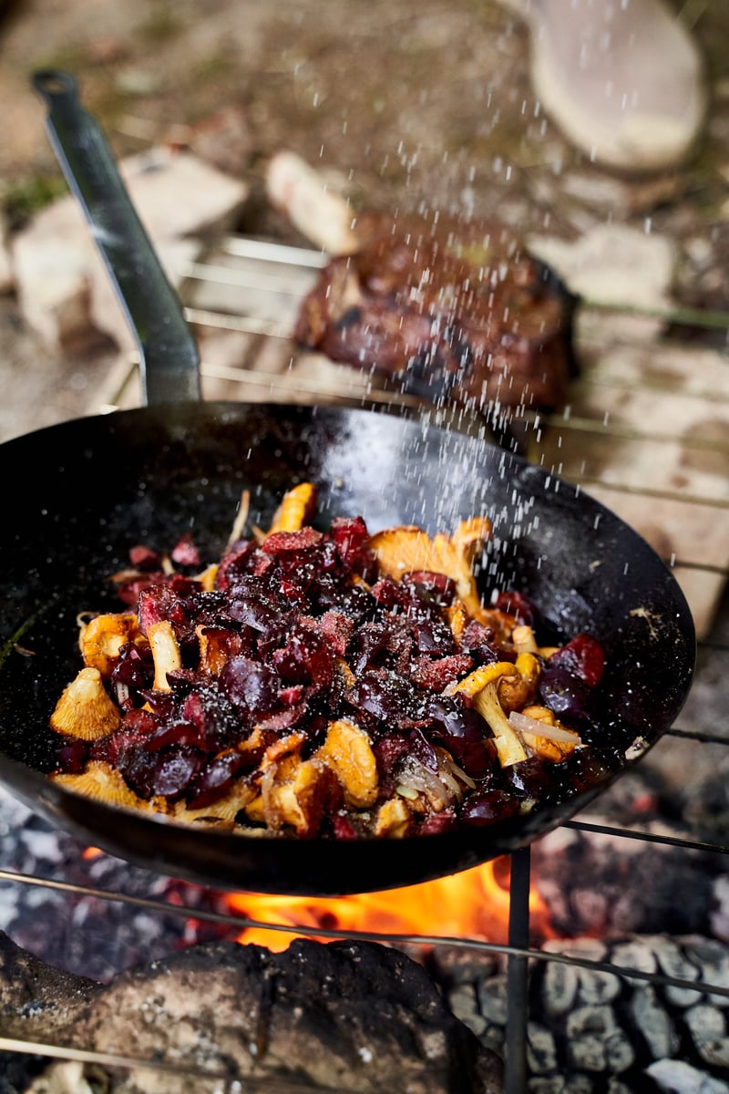 A Laid Back Photographic Guide to Campfire Cooking