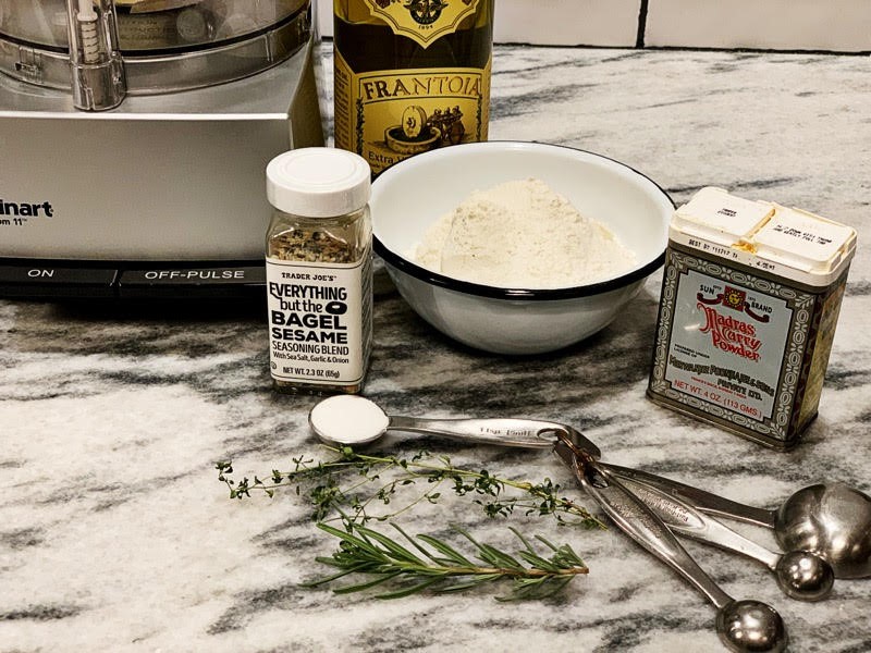 Get Cracking with these 15 Minute Holiday Crackers