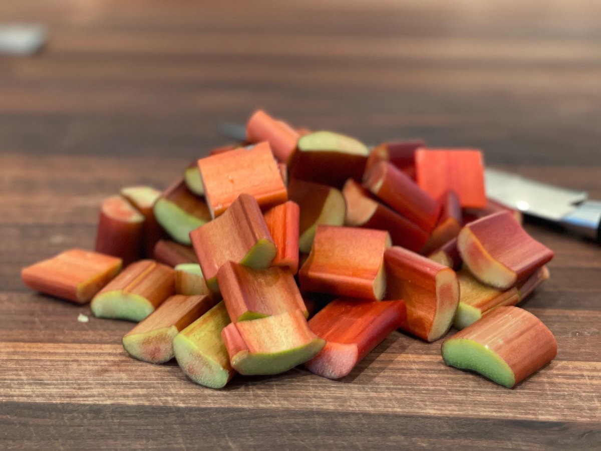 How to make Rhubarb Curd