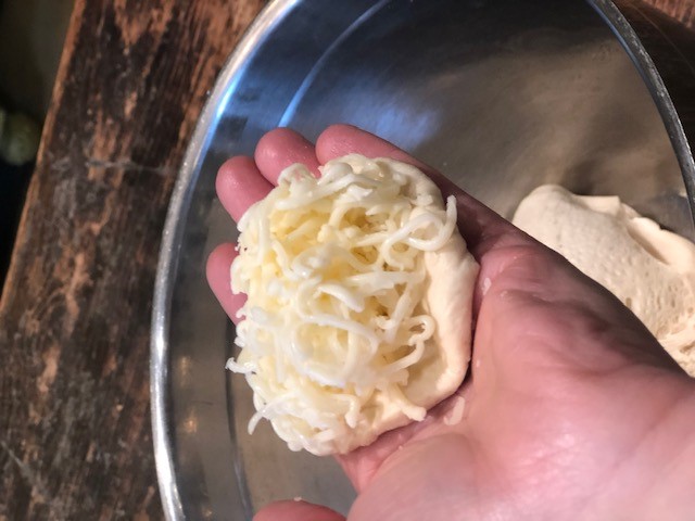 Stuffed Crust Pizza Dip