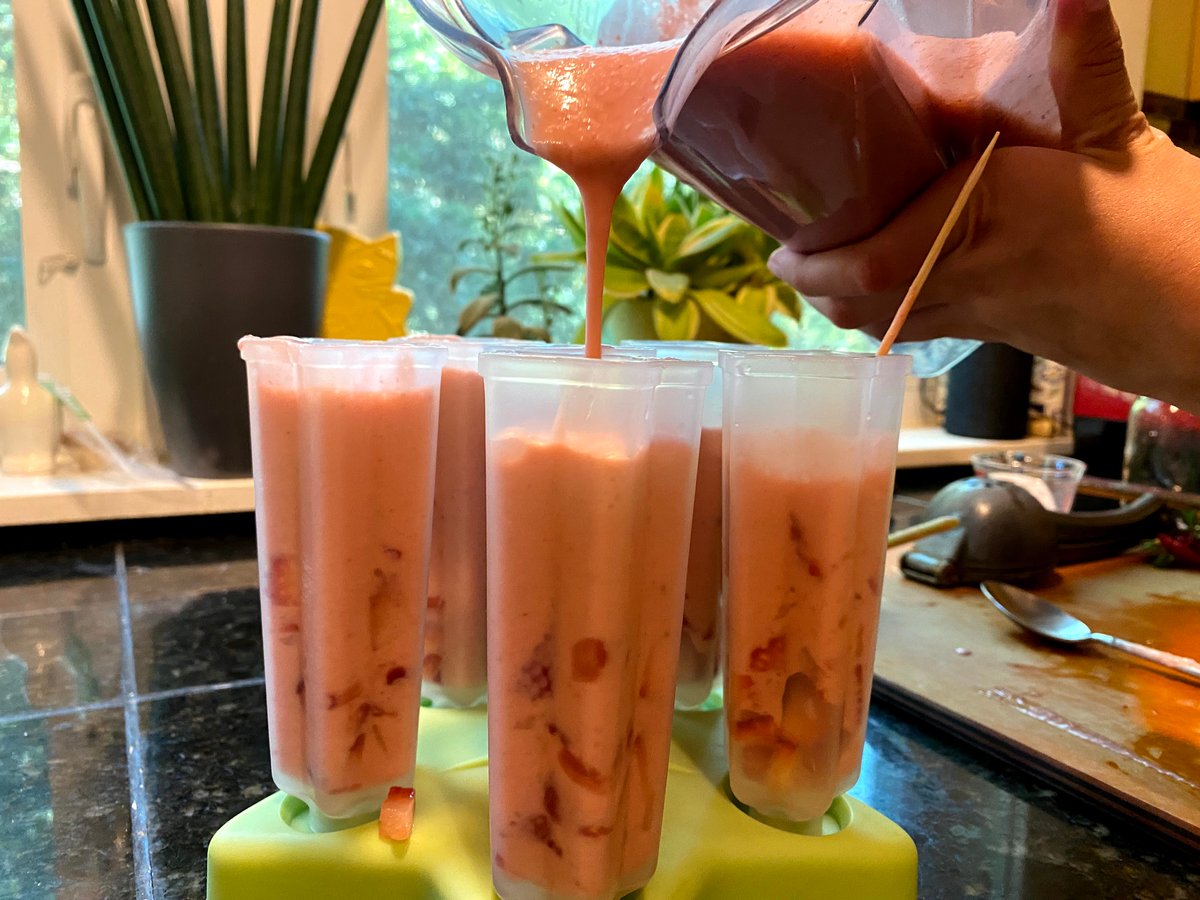 Homemade Strawberry Popsicles