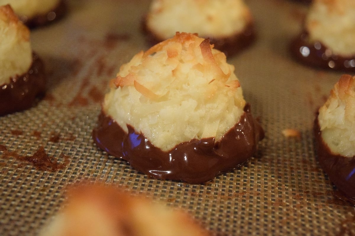 Coconut Macaroons: An Easy and Elegant French Dessert