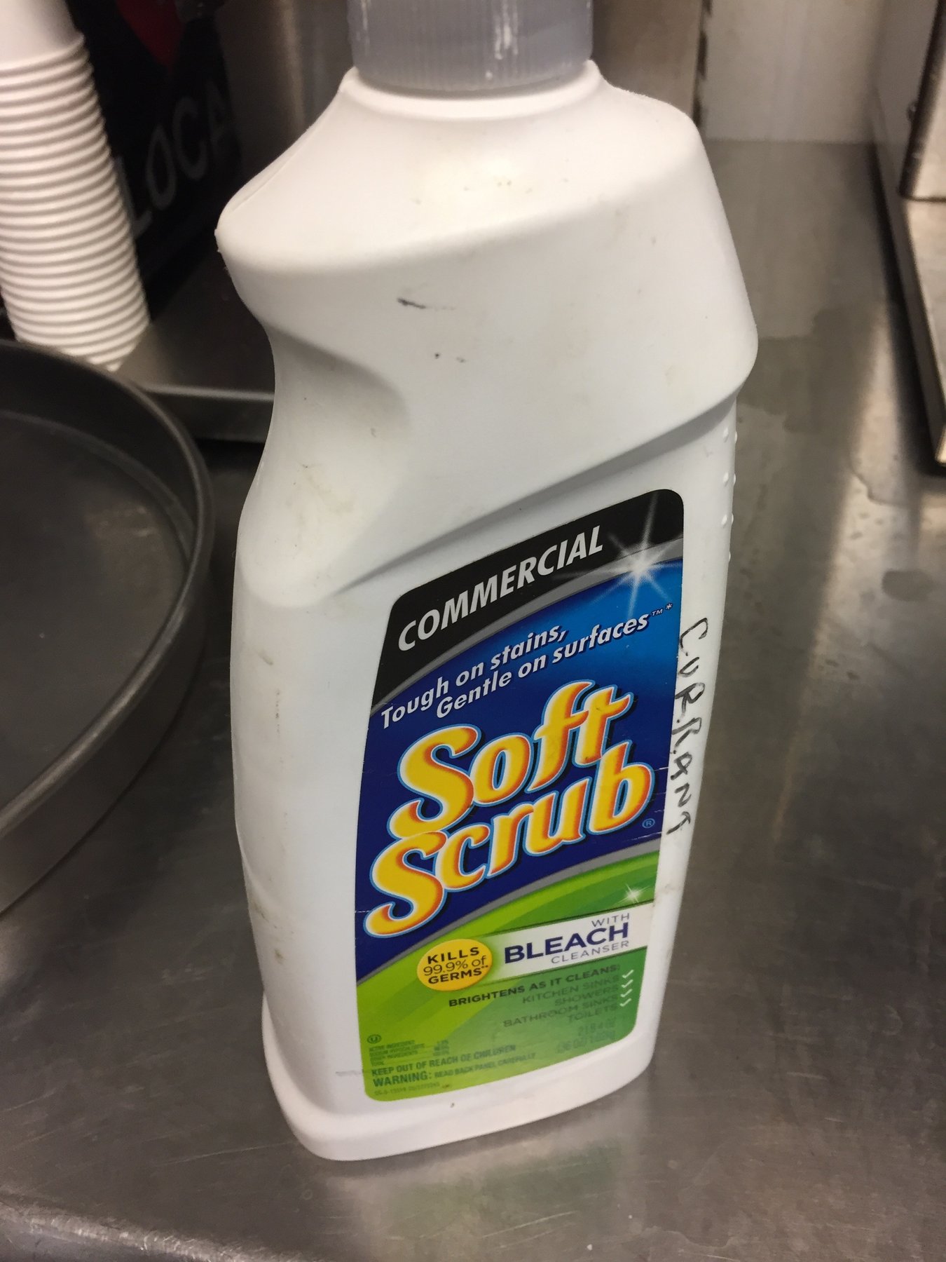 Essential Cleaning Supplies for Every Kitchen