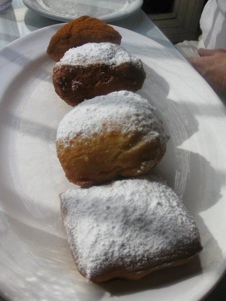 Beignets: The Ultimate Donut