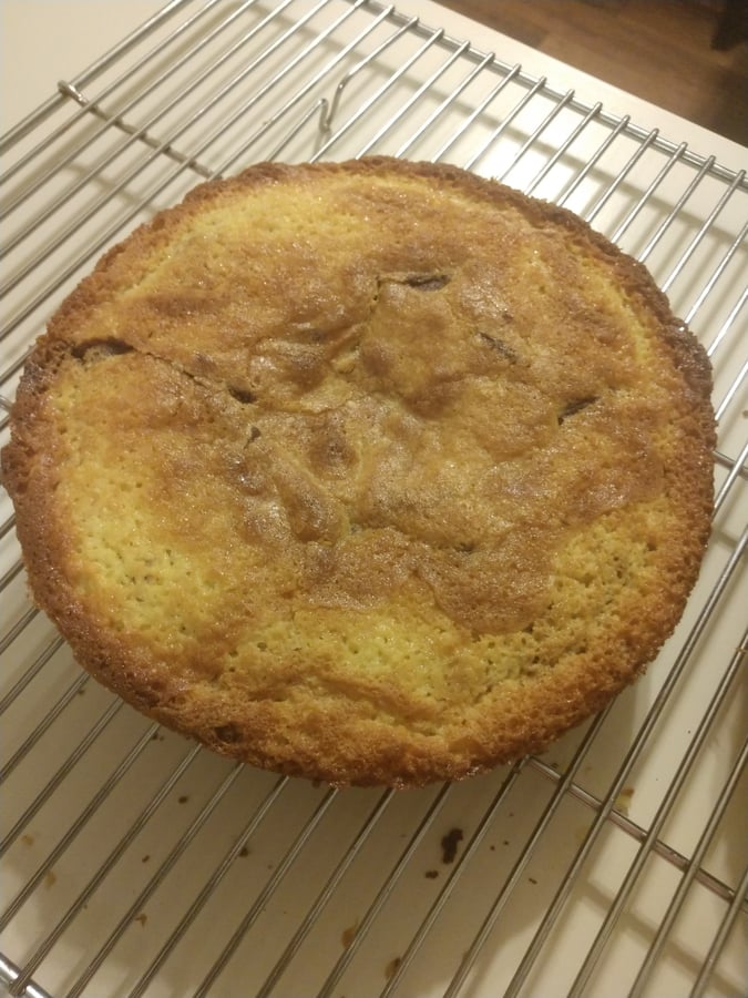 Baking and Building a Wedding Cake